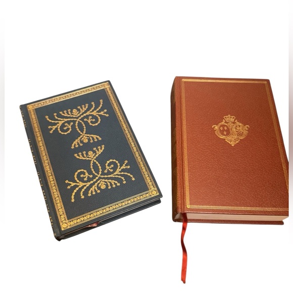 International Collector’s Library | Accents | Vintage Classic Books ...